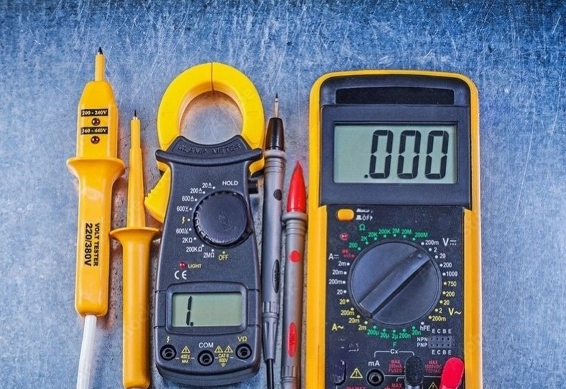 Ampe kế là gì? Cấu tạo, nguyên lý hoạt động và ứng dụng trong thực tiễn