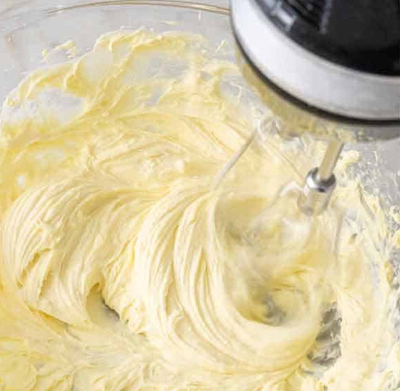 Tự làm bánh Danish với vỏ giòn tan và nhân kem phô mai ngon mê mẩn
