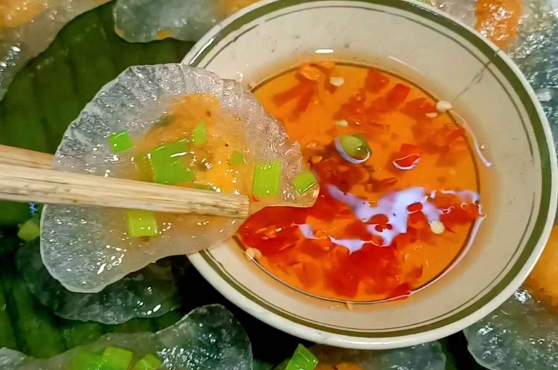 Cách làm bánh bột lọc tôm với lớp vỏ trong veo, dân dã, đậm đà