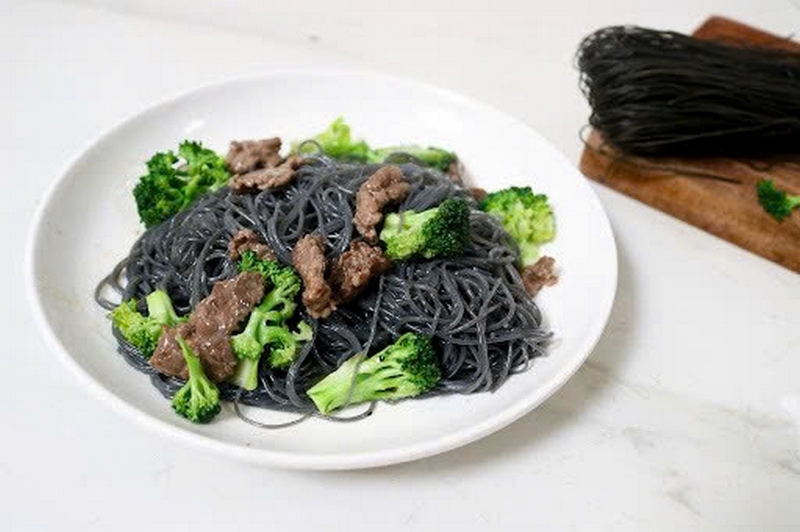 Tất tần tật về bột mè đen: Lợi ích, công dụng và cách chế biến trong ẩm ...