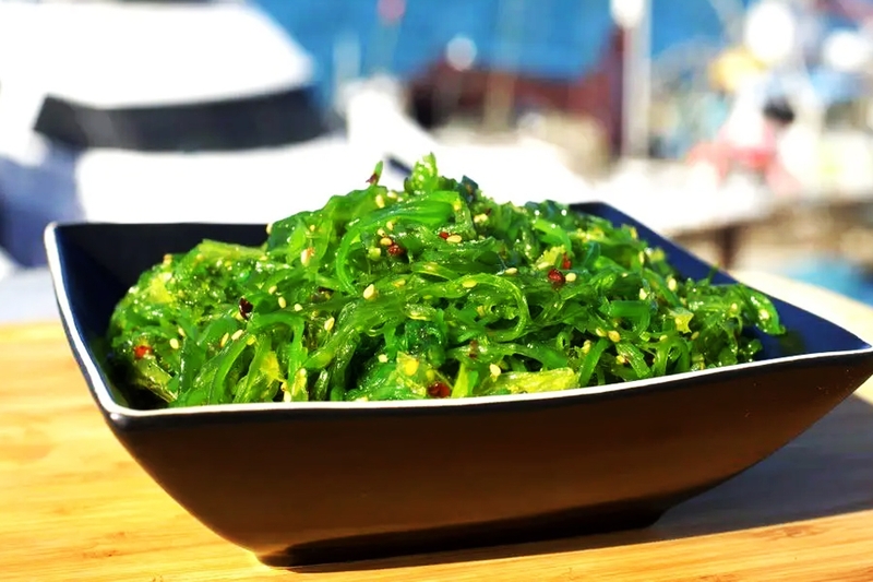 Cách làm rong biển trộn dầu mè giòn sần sật, đậm đà chuẩn vị