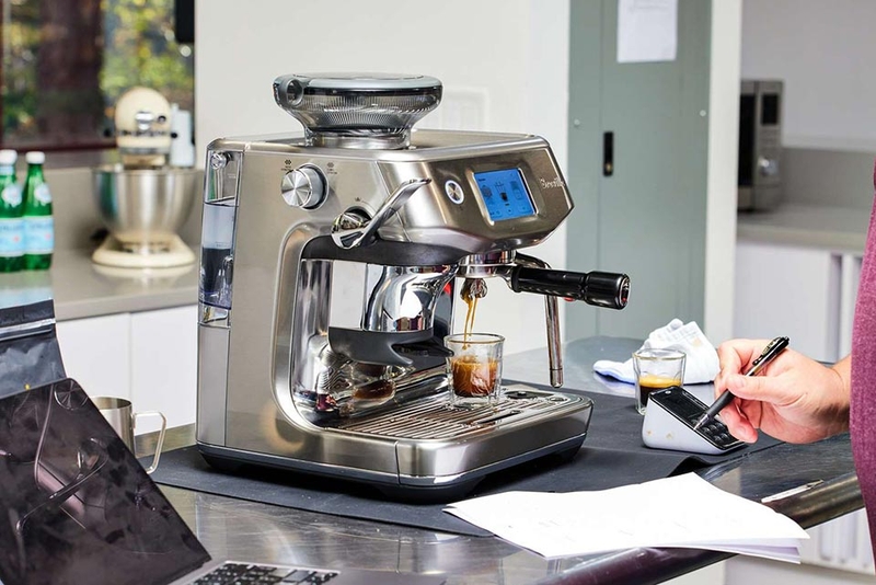 Cafe pha máy là gì? Khám phá bí quyết tạo nên những ly cafe ngon