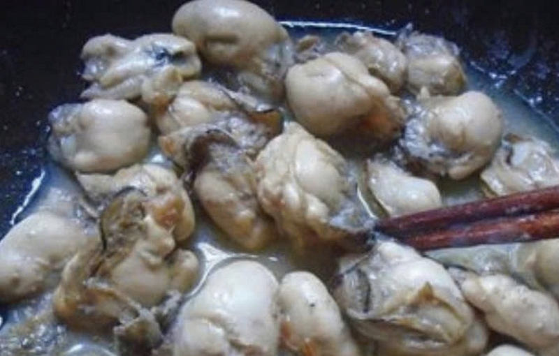 Cách làm canh hàu rong biển – Món ngon thanh mát, bổ dưỡng cho cả gia đình