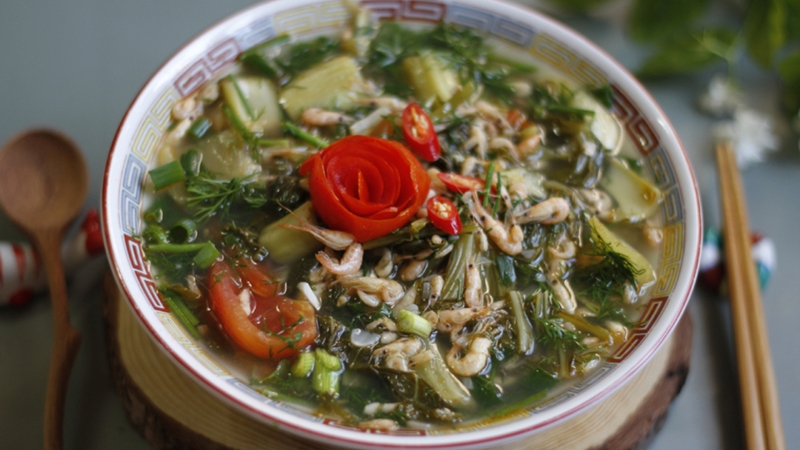 Cách làm món canh moi nấu dưa chua thơm ngon, đơn giản tại nhà