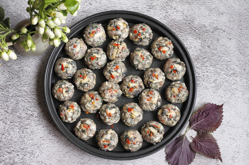 Gợi ý cách làm chả ốc Tây Hồ béo thơm, dai ngon sần sật