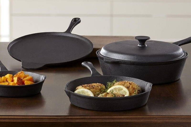 Chảo cast iron là gì? Bóc trần 5 sự thật ít người biết đến