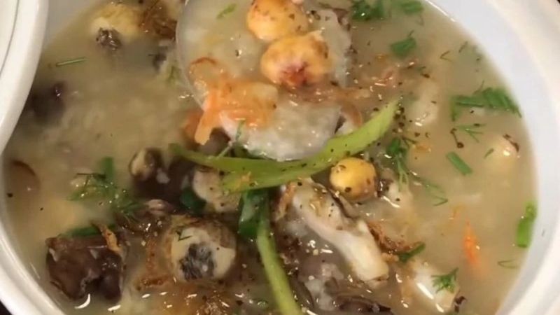 Cách làm cháo ốc móng tay thơm ngon, đậm đà, ai ăn cũng khen