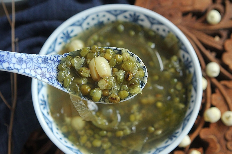 Chè đậu xanh bao nhiêu calo? Ăn nhiều có béo không? Giải đáp nhanh