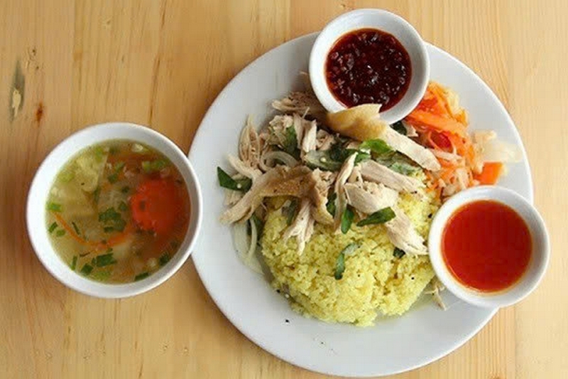 Cách chế biến cơm gà Tam Kỳ chuẩn vị xứ Quảng thơm ngon và dễ thực hiện ...