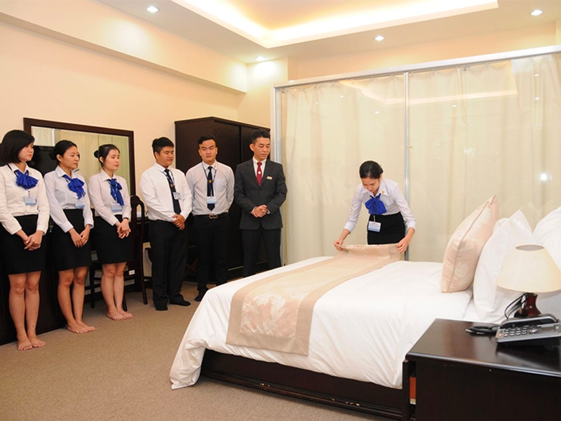 Đại học Hạ Long điểm chuẩn qua các năm: Ngành nào đang hot nhất?