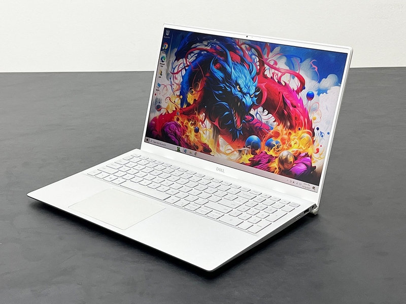Đánh giá Dell Inspiron 5502 cho tiết sau vài tuần sử dụng