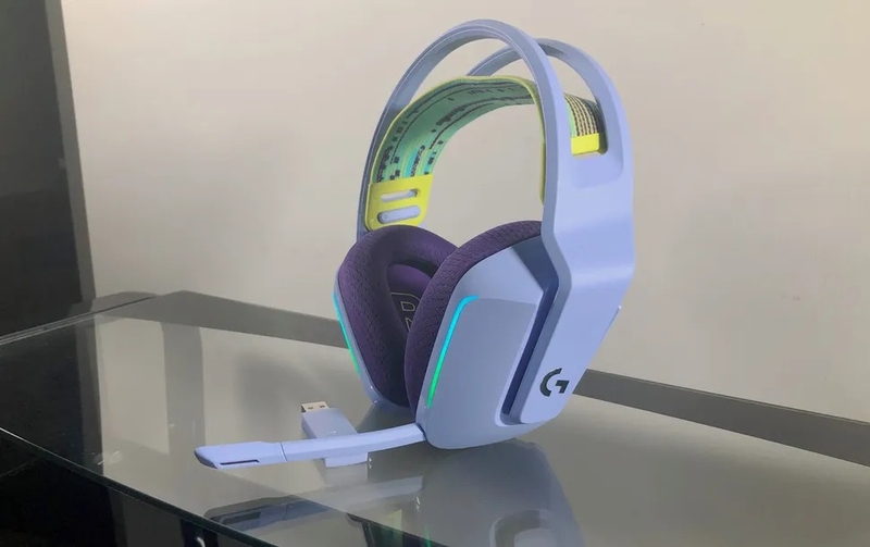 Đánh giá tai nghe Logitech G733: Thiết kế nhẹ, âm thanh sống động