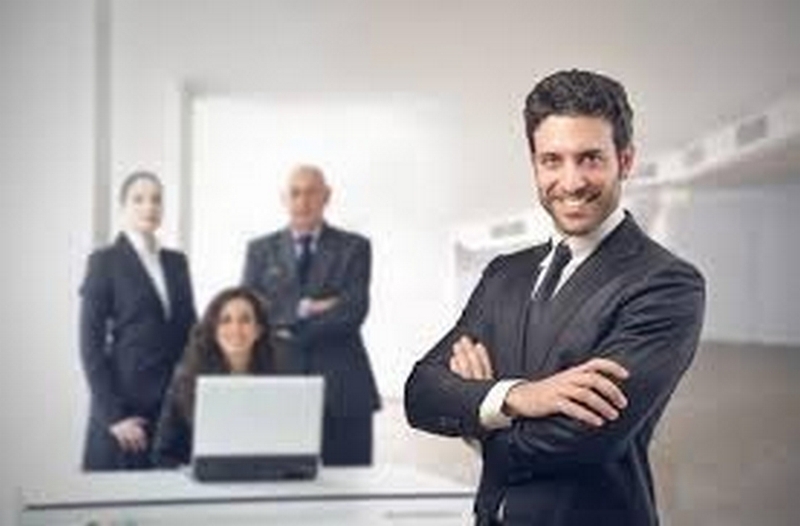 Director là gì? Khám phá vai trò chiến lược của giám đốc trong cấu trúc ...