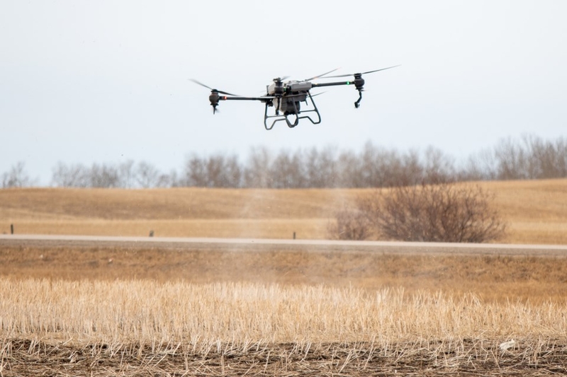 So sánh drone và flycam - Ưu điểm, nhược điểm và ứng dụng