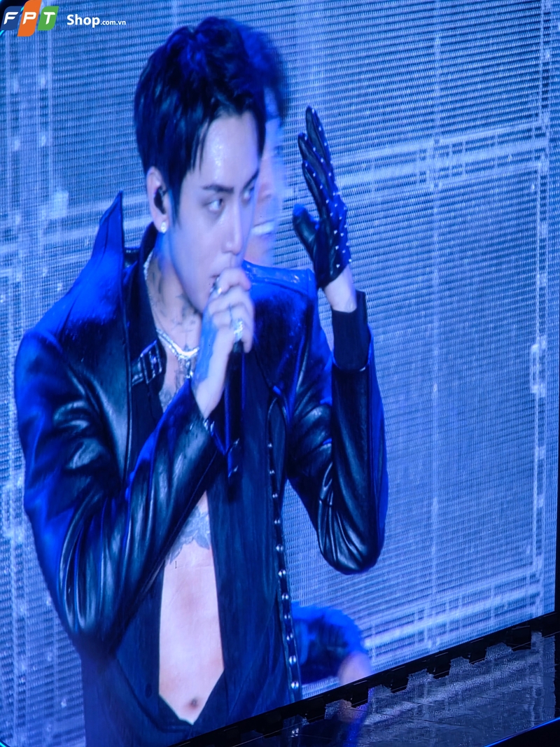 Trải nghiệm đu Concert K-Star Spark, hết mình dưới mưa với G-Dragon ...