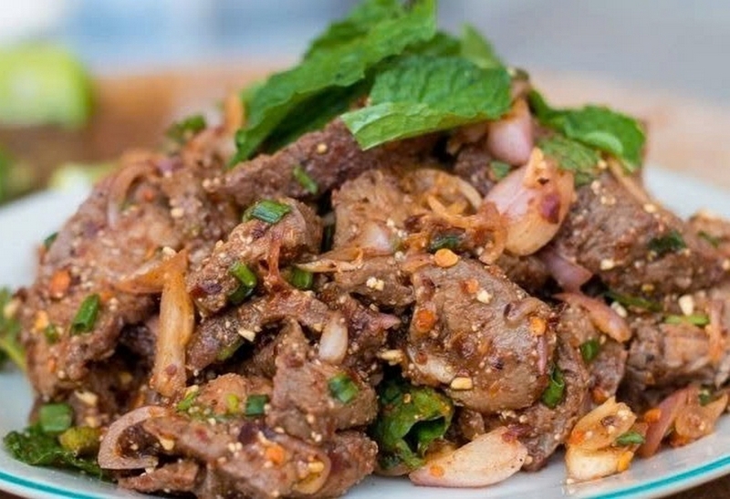 Gỏi bò Thái Lan – Món gỏi chua cay thanh mát chinh phục mọi tín đồ ẩm thực