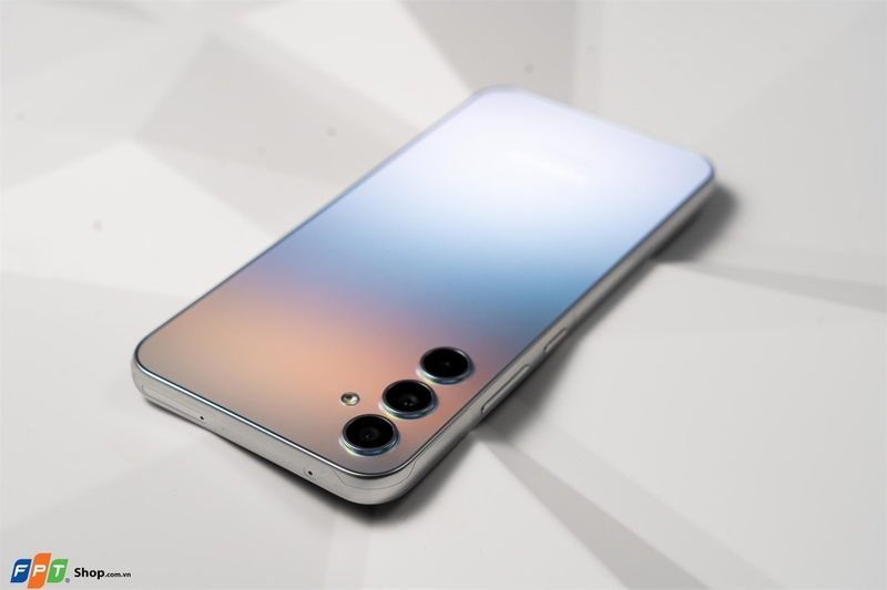 Gradient và cách tạo màu gradient trong Photoshop và Canva