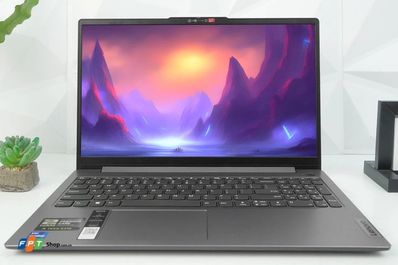 Đánh giá 05 laptop Lenovo i7 đáng mua 2024 tại FPT Shop