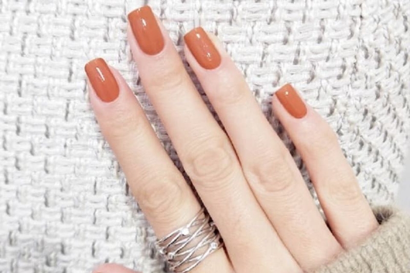 Những màu nail đẹp tôn da khiến đôi tay rạng rỡ, sang xịn