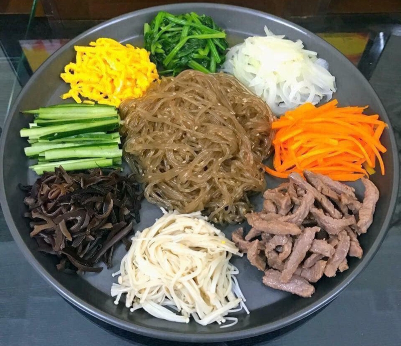 Miến dong là gì? Nguồn gốc và công dụng tuyệt vời loại thực phẩm này