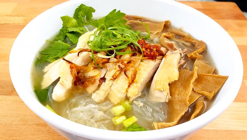 Miến dong là gì? Nguồn gốc và công dụng tuyệt vời loại thực phẩm này