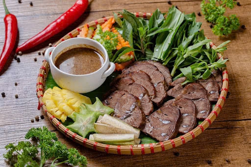 Nạm bò: Phân loại, đặc điểm và những cách chế biến hấp dẫn không thể bỏ qua