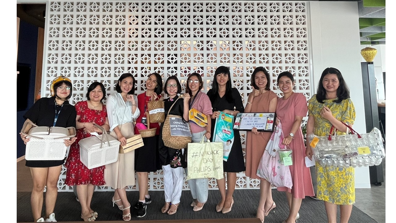 No Backpack Day là gì? Nguồn gốc của ngày "không mang balo"