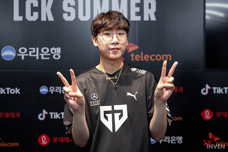 Ruler LOL: Sự nghiệp thi đấu lẫy lừng của Xạ Thủ Gen.G và JDG