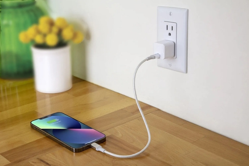 Cách sạc pin nhanh cho iPhone trong 5 phút hiệu quả và an toàn