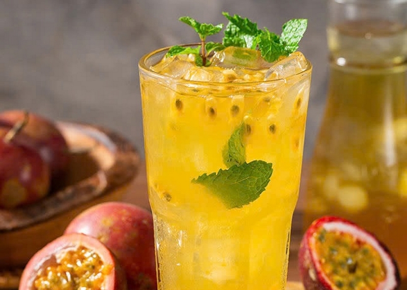 Hướng dẫn cách làm soda chanh dây giải nhiệt mùa hè chỉ trong 5 phút