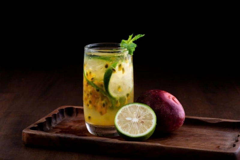 Hướng dẫn cách làm soda chanh dây giải nhiệt mùa hè chỉ trong 5 phút