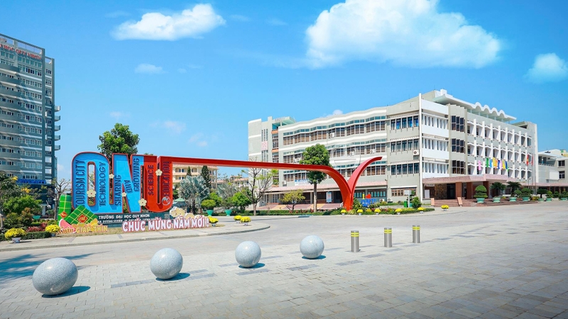 Sư phạm Quy Nhơn điểm chuẩn 2025: Mức điểm sàn ngành Sư phạm và thông tin quan trọng bạn cần biết