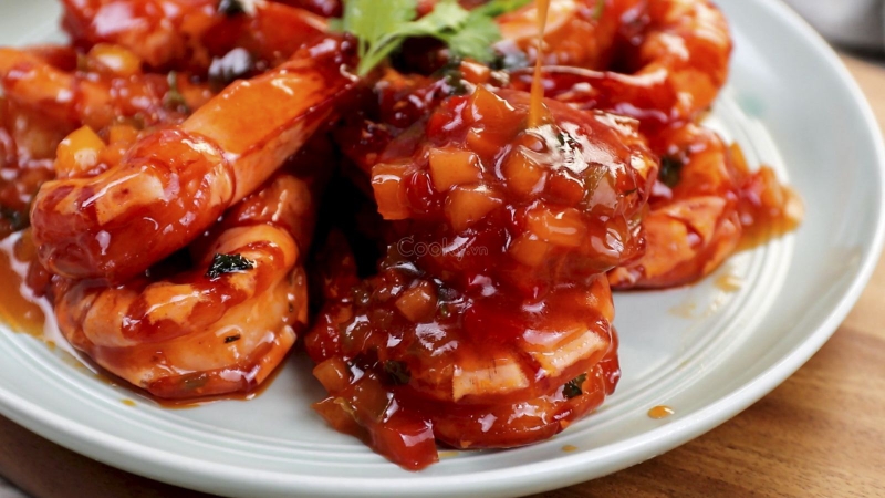 Tôm đỏ là tôm gì? Nguồn gốc và những món ngon từ tôm đỏ