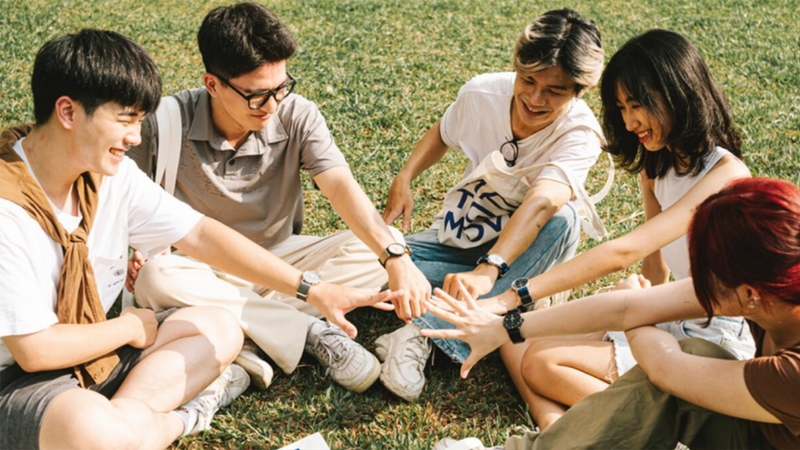 Giải đáp: Tuổi Canh Thân 1980 hợp màu gì trong năm 2025?