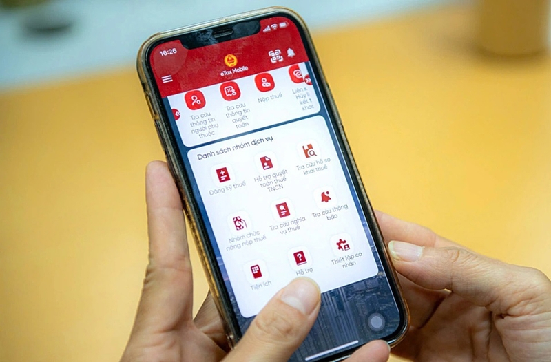 Chi tiết cách xem số tiền hoàn thuế trên eTax Mobile nhanh chóng