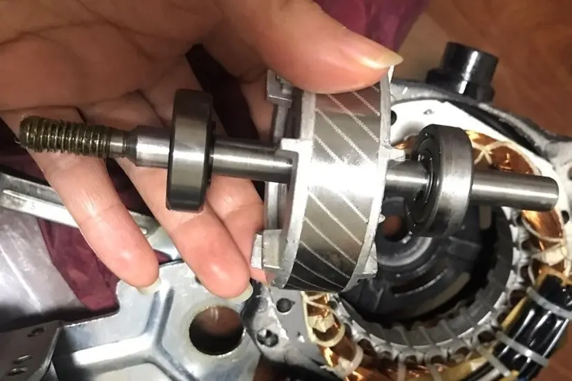 So sánh motor bạc thau và bạc đạn trong quạt điện trên thị trường