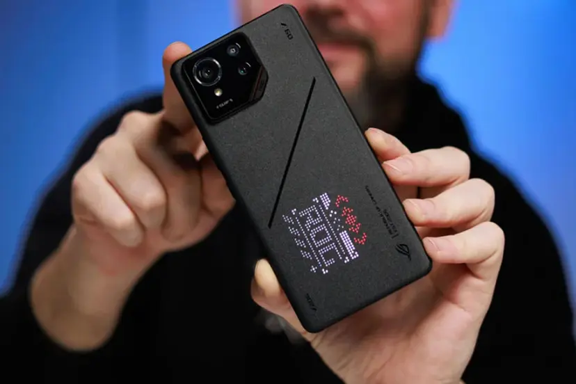 Đánh giá ROG Phone 9 Pro: Thiết kế đậm chất game thủ, pin lớn và sạc nhanh