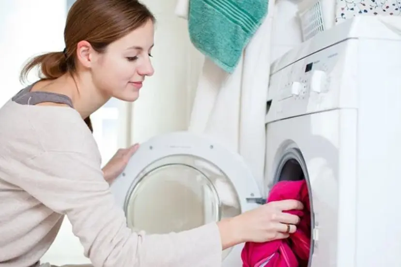 Nên dùng nước giặt, bột giặt hay viên giặt để giặt quần áo?