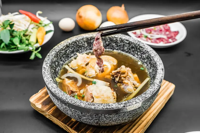 Phở bát đá: Cách nấu và thưởng thức món ăn đặc sản Hà Nội tại nhà