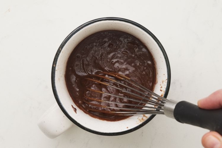 Lưu ngay 3 công thức làm bánh mug cake socola nhanh gọn