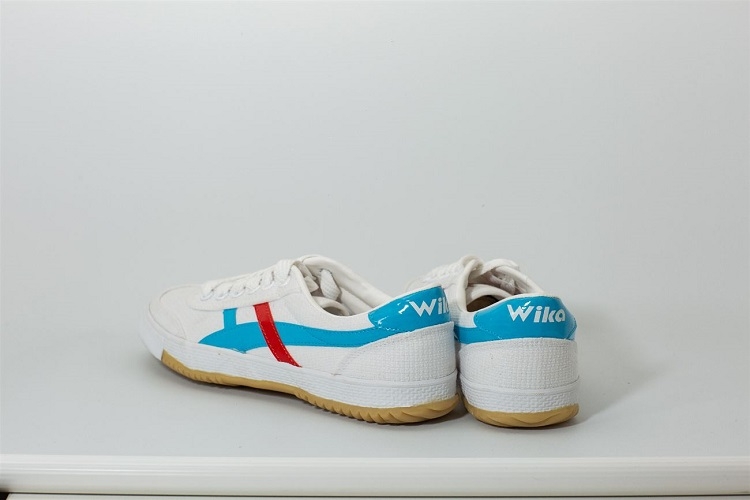 Giày bata là giày gì? Tìm hiểu nguồn gốc và 8 lý do nên sở hữu