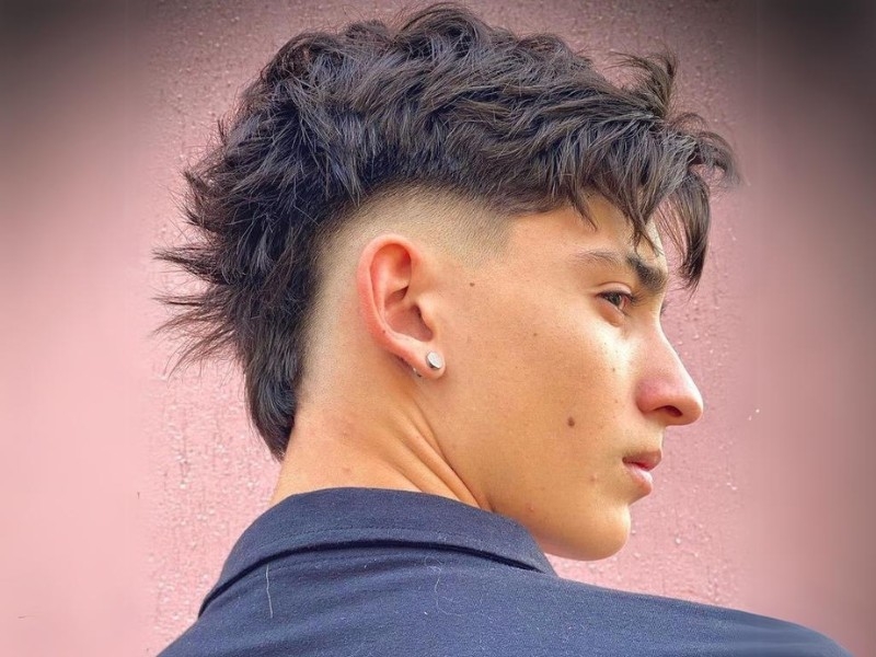 Khám phá tóc Mohawk – Biểu tượng của cá tính táo bạo và sự nổi loạn