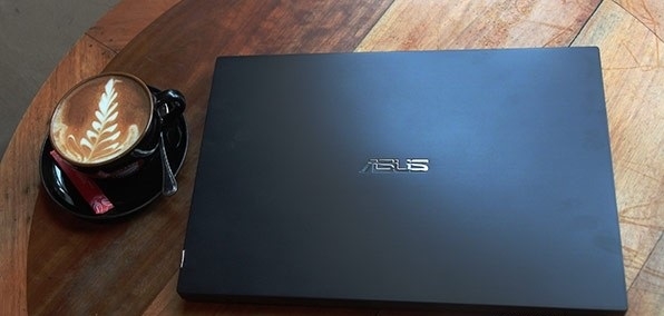 Trải nghiệm nhanh sản phẩm laptop AsusPro BU400A