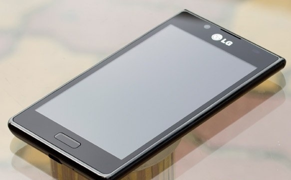 Review nhanh thiết kế sản phẩm LG Optimus L7