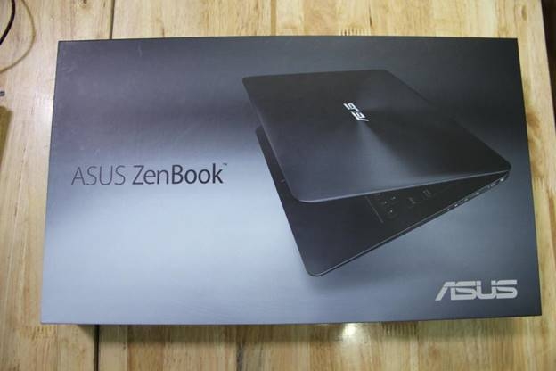 Asus Zenbook UX305fA-ASML mỏng hơn, nhẹ hơn, nhưng kém ấn tượng hơn