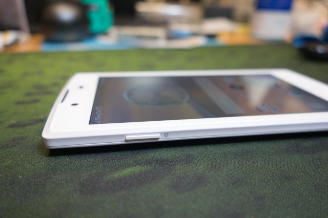 Oppo Neo 5: mua thôi đừng ngại ngần gì cả