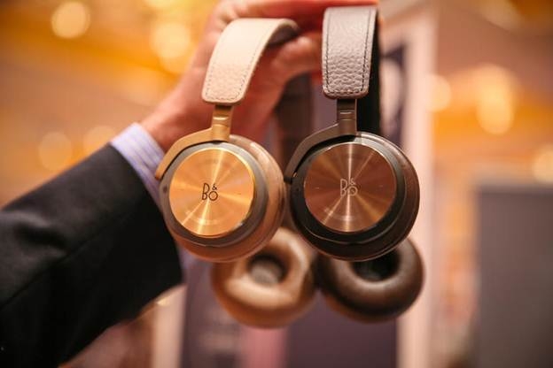 Đánh giá tai nghe Bang & Olufsen BeoPlay H8