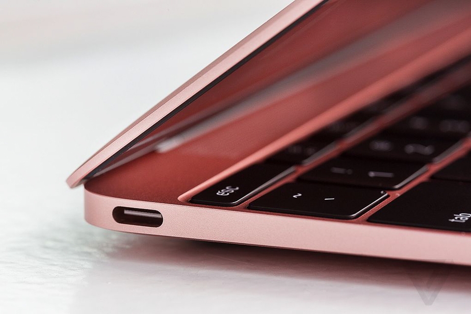 Trên tay MacBook 12 inch rose gold mới