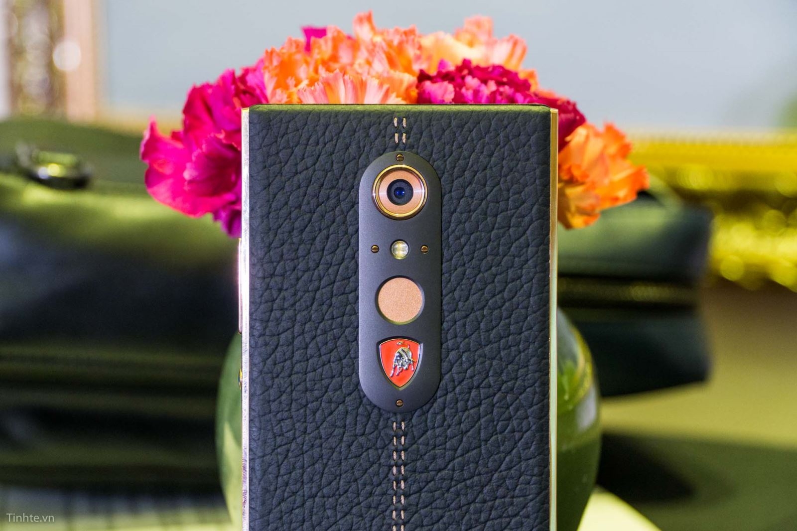 Trên tay Lamborghini Alpha One giá 55 triệu đồng