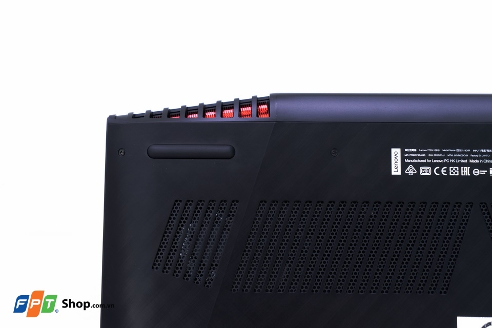 Trên tay Lenovo Y720: Core i7, RAM 16GB, giá 45 trệu